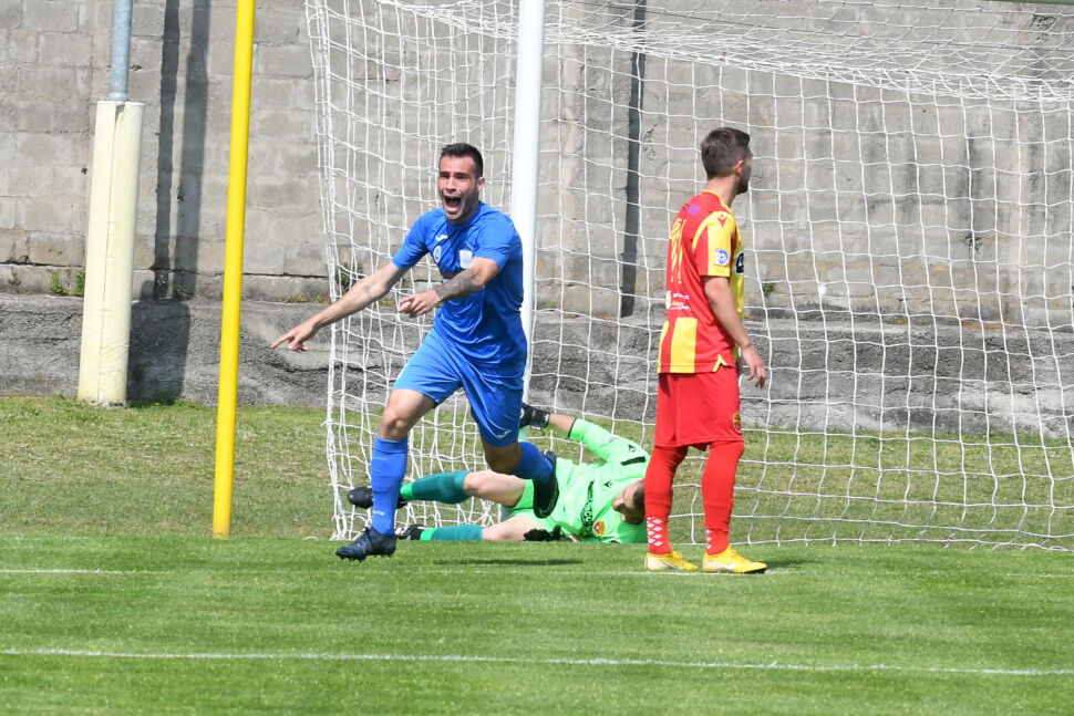 Alborghetti segna, Pagno para due rigori: festa Ponte e prima amarezza ...