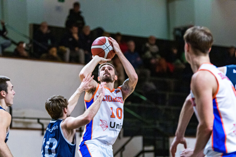 Turel la risolve nel finale: contro Reggio vittoria numero 4 per la ...